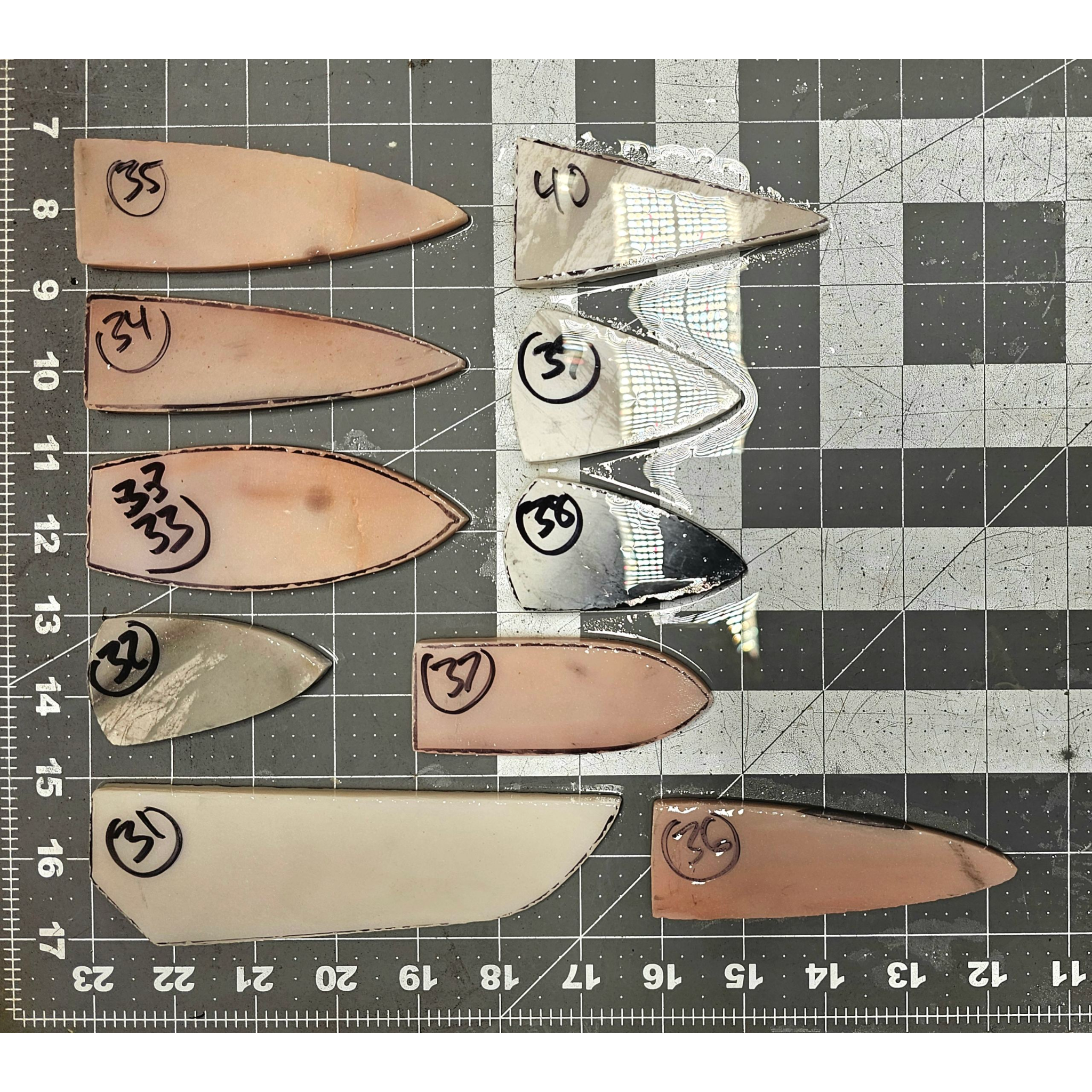 Page 4 Novaculite Preforms, Flintknapping Slabs. – Flintknapping traditions
